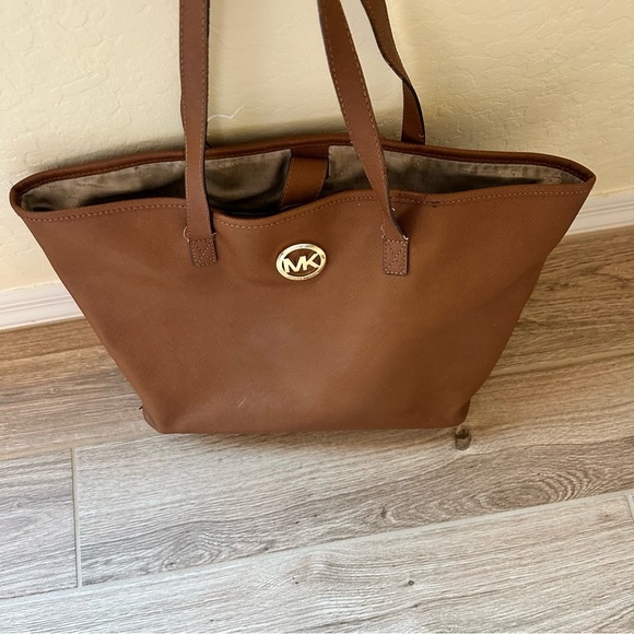 Michael Kors | Bags | Michael Kors Large Chestnut Brown Leather Tote ...